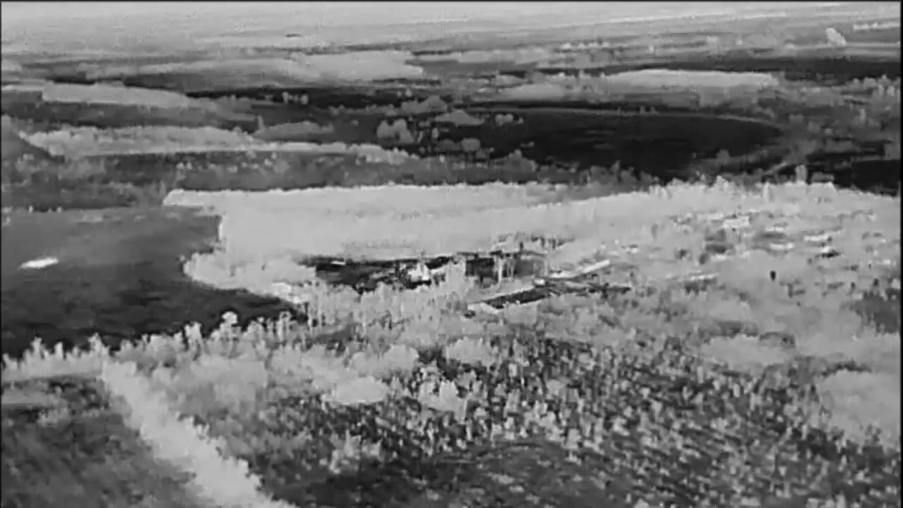 Epic arrival of the TOS-1A 'Solntsepek' package of the 83rd Airborne ...