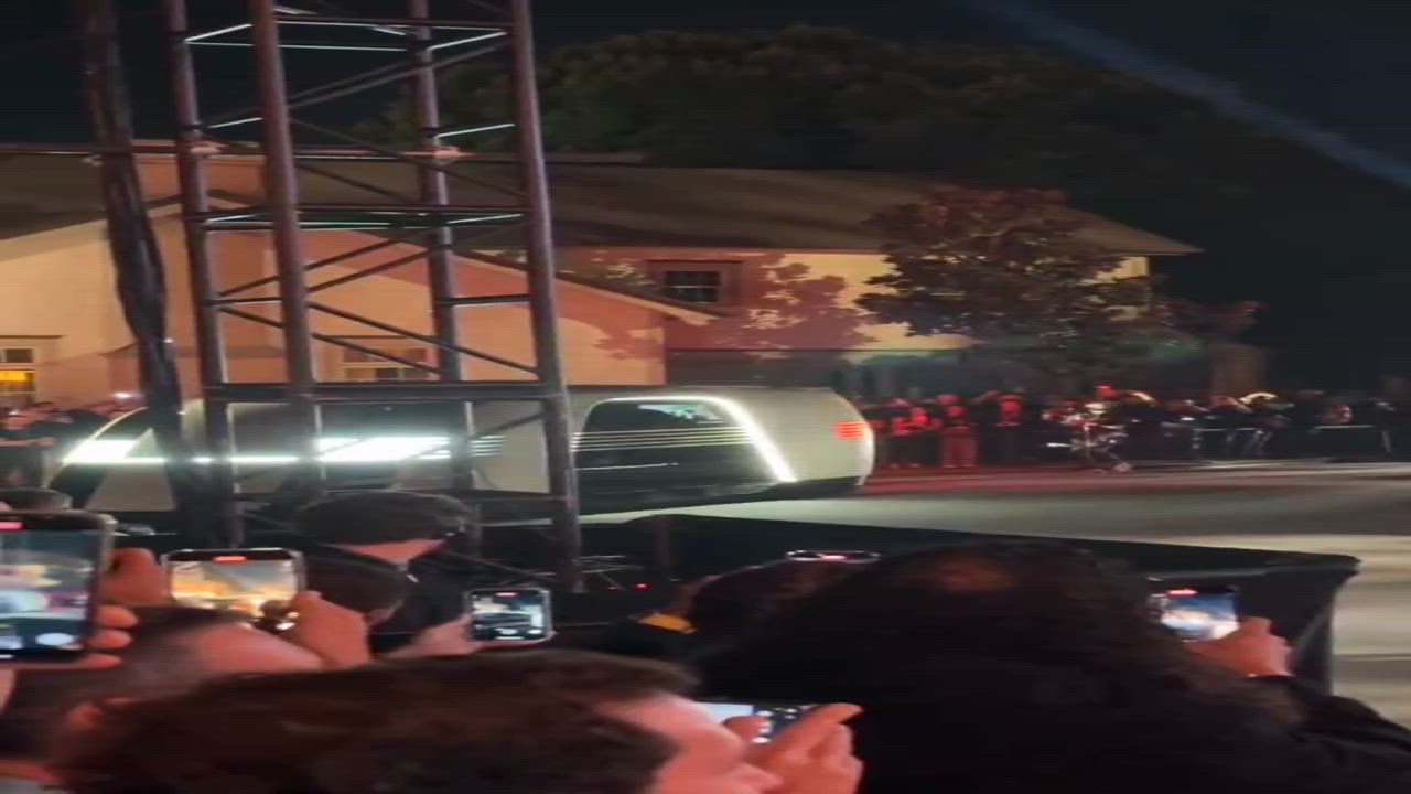 The New iROBOT Robo-Bus Has Arrived.... - Brighteon.com