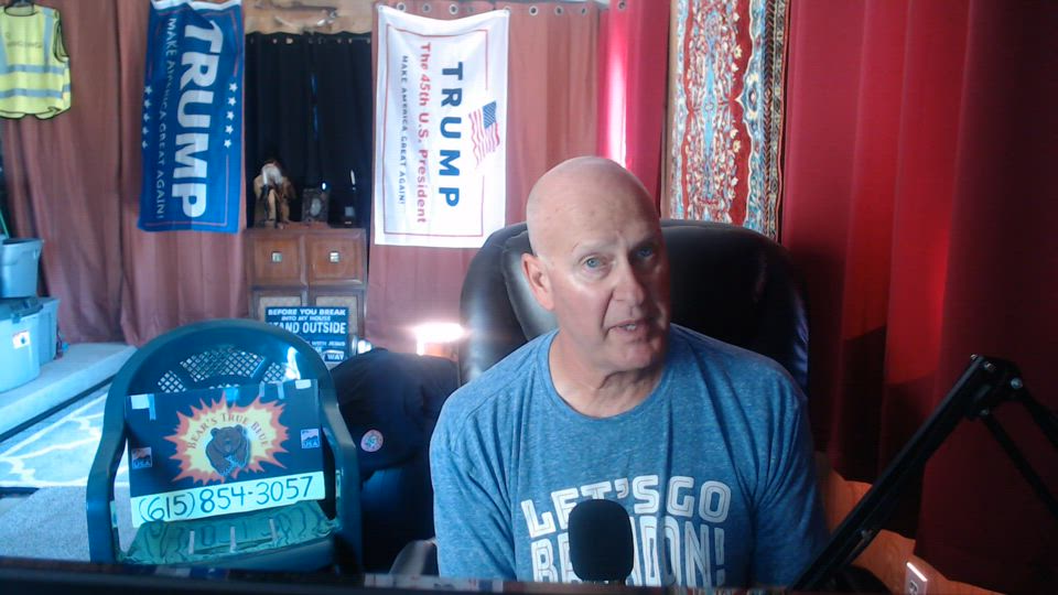 Hero Who Stopped Indiana Mall Shooter Identified as 22-Year-Old Eli ...