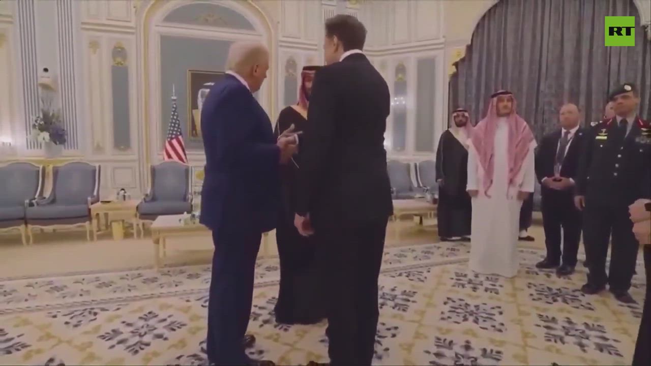 Special guest Elon cozies up to MbS as he joins him and Trump in conversation - Brighteon .com