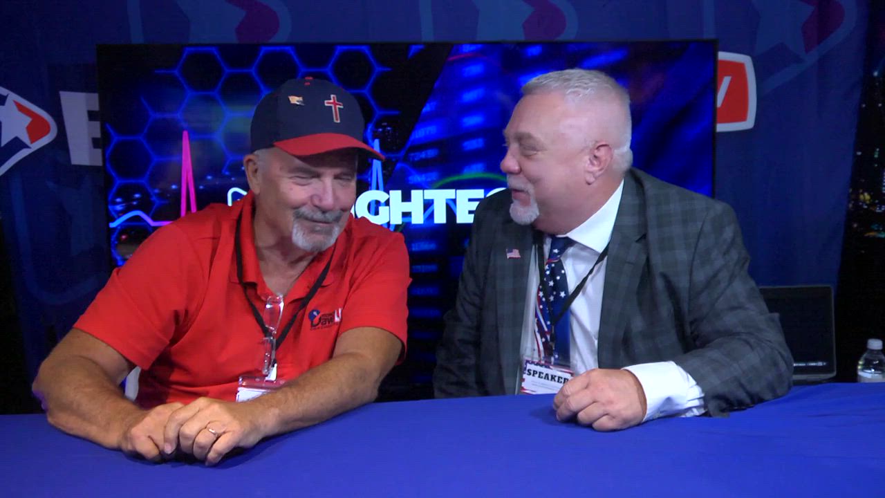 INTERVIEW: Coach Dave Daubenmire & Dr. John Diamond at Reunite America ...