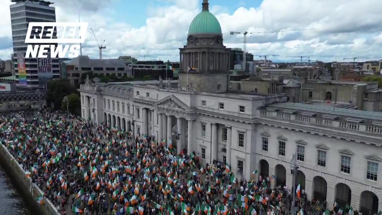 Amazing scenes out of Dublin as the Irish stand up against the ...